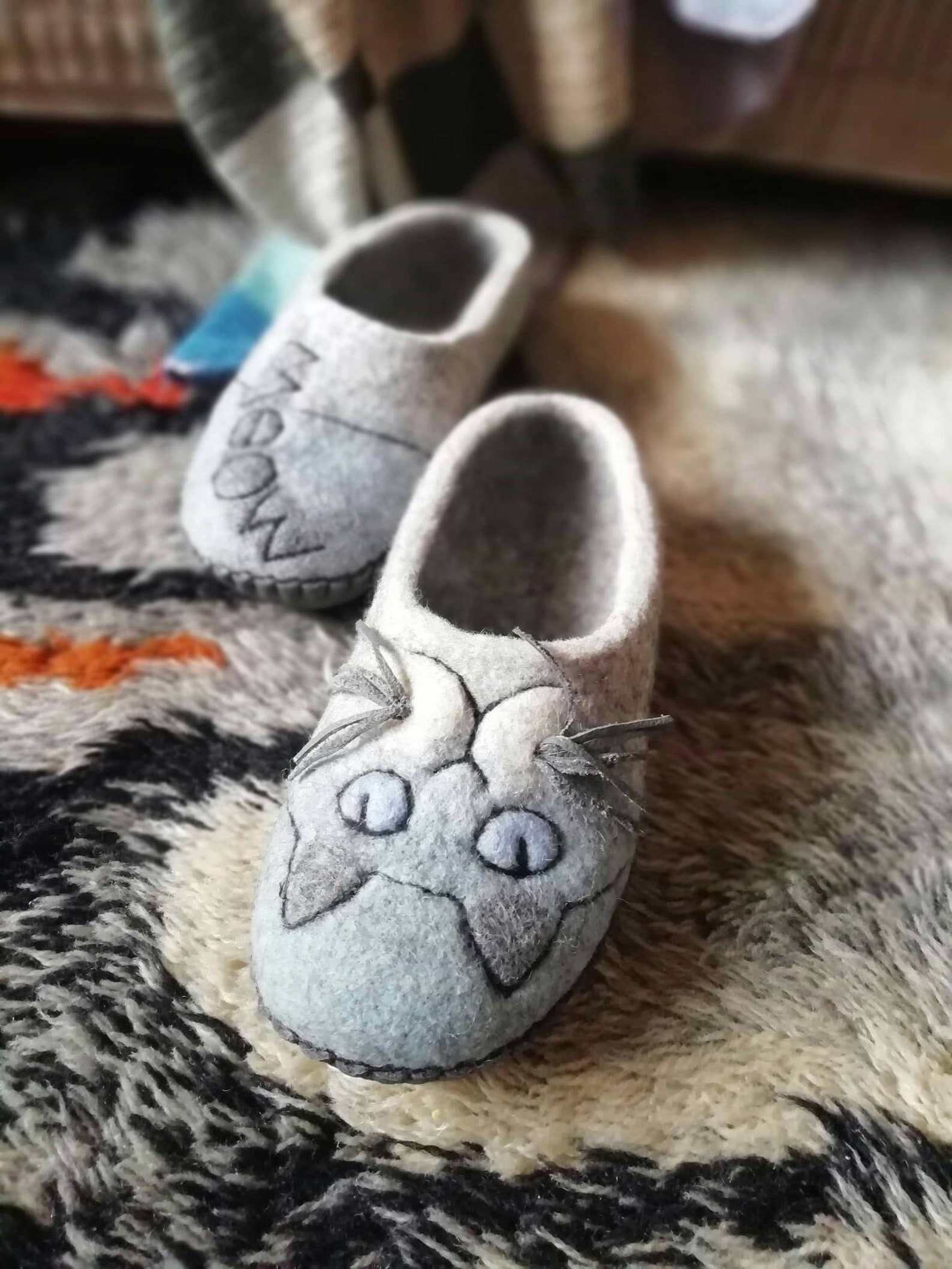 Meow Slippers Women Felted Slippers Grey Cat Art Slippers | Etsy