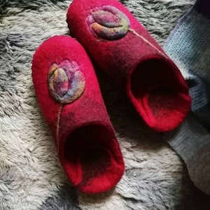 Floral Wool Slippers Tulips Art Women House Shoes Felted Slippers With ...