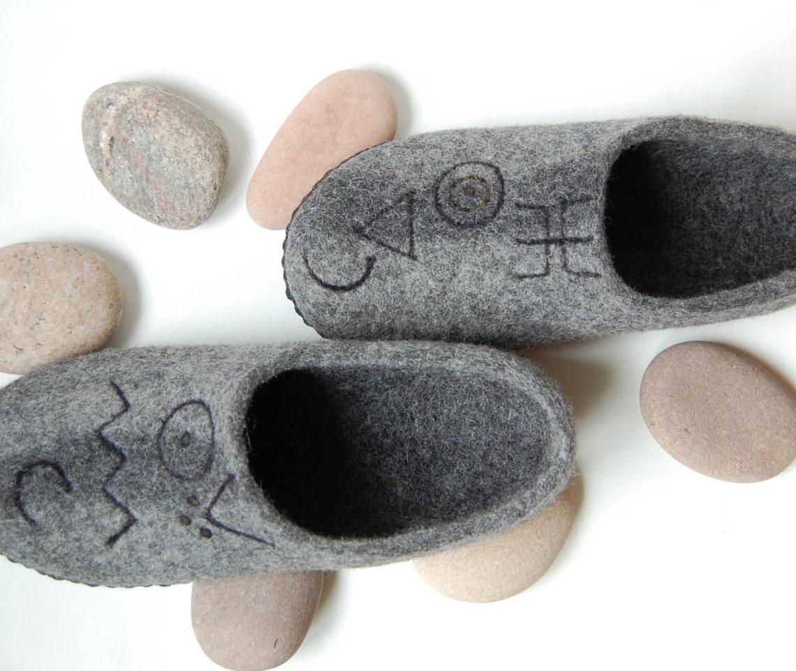 Felted Wool Slippers, Gray Charcoal, Balts Symbols Art - Etsy