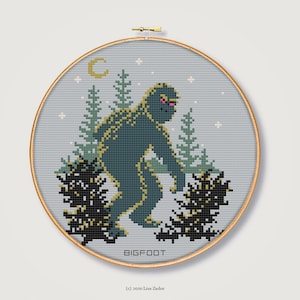 Retro UFO Cross Stitch Pattern - Alien Abduction - Cattle Abduction ...