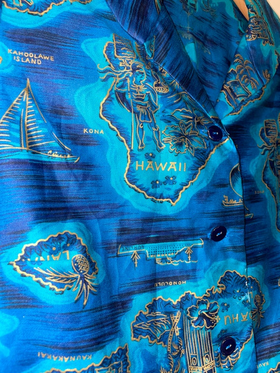 1950s Mens Blue Hawaiian Island Map Print with Gold O… - Gem