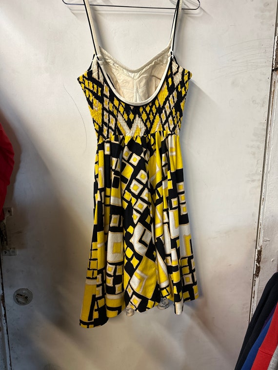1960s De Weese Women’s Sunny Yellow Day Dress Sundress - Gem
