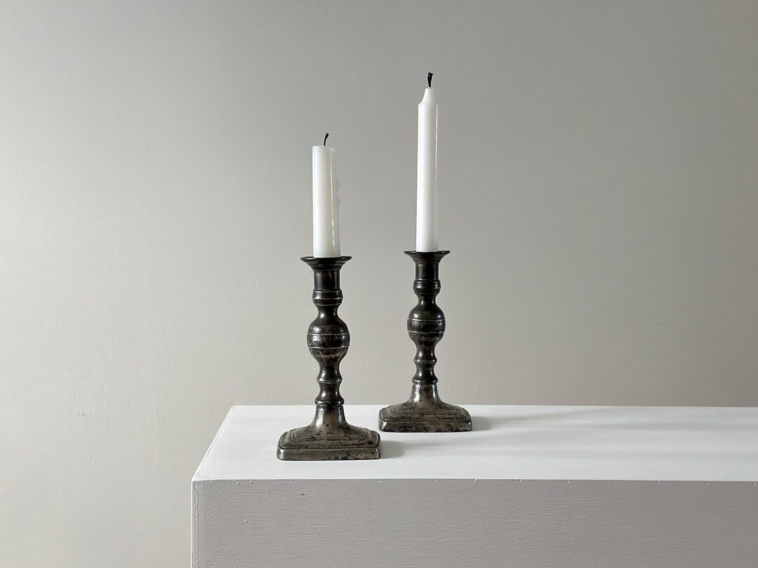 18th Century – Pair of English Pewter Candlesticks With Crowned X ...