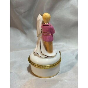 Wedding Couple Mini Trinket Box 4 Tall 37308 - Etsy