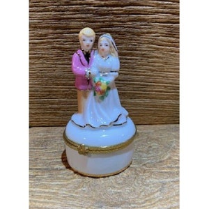 Wedding Couple Mini Trinket Box 4 Tall 37308 - Etsy