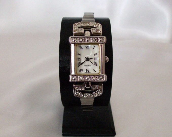 Retro Avon Women's Wristwatch, Quartz, Art Deco Style Silver Tone ...