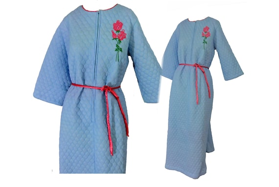 NOS Vintage 1970s Robe Blue with Pink Flower Quilted … - Gem