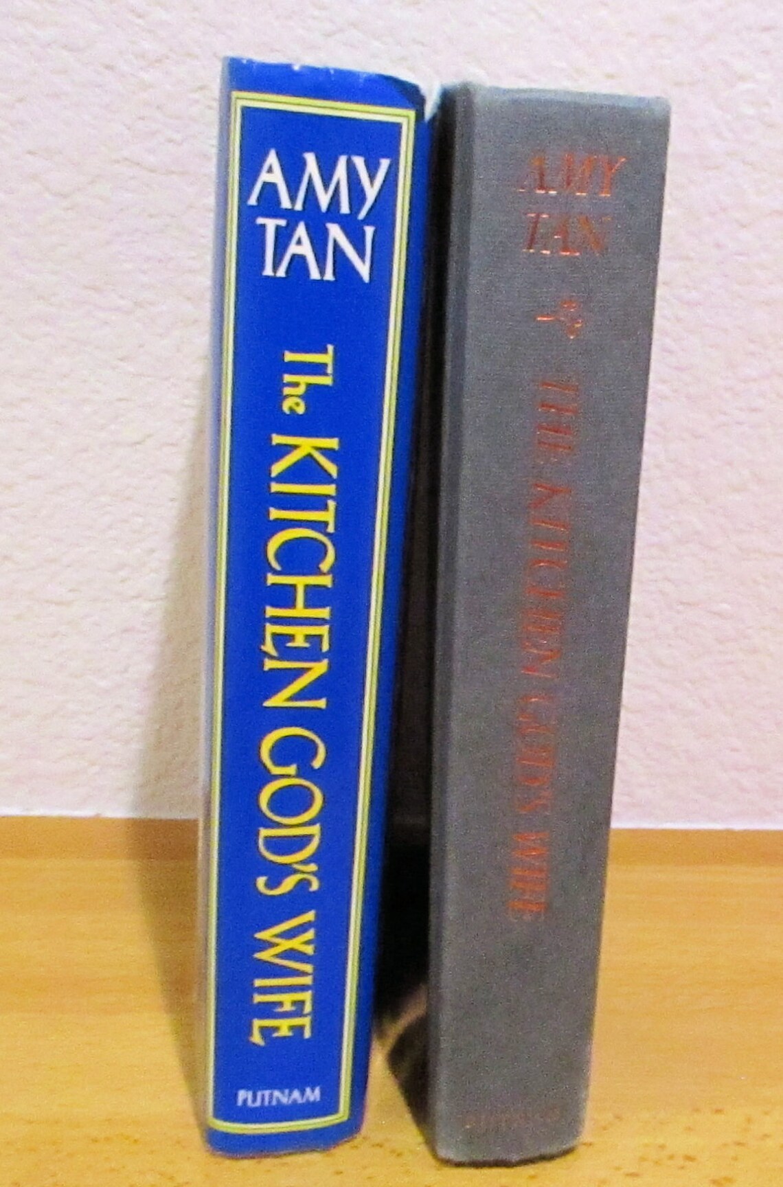 The KITCHEN GODS WIFE by Amy Tan 1991 First Edition - Etsy