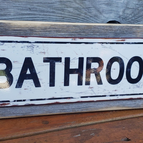 Country Rustic Bathroom Sign at Thomas Castro blog