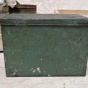 Large RUSTIC Antique Farmhouse Green Tin Box Painted Biscuit Tin ...