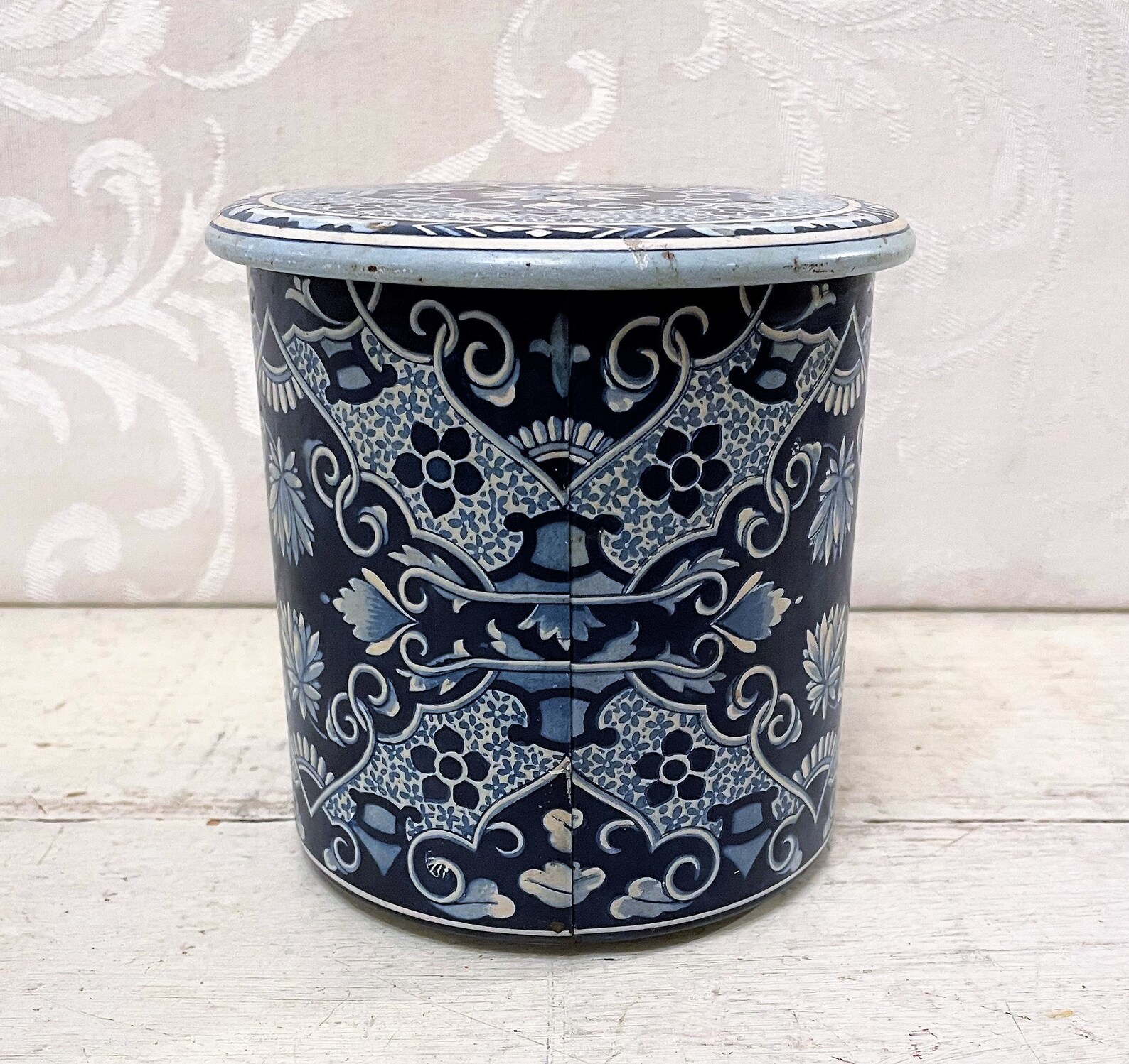 Beautiful Vintage Tin Box Delft Blue & White Ornate Artwork | Etsy