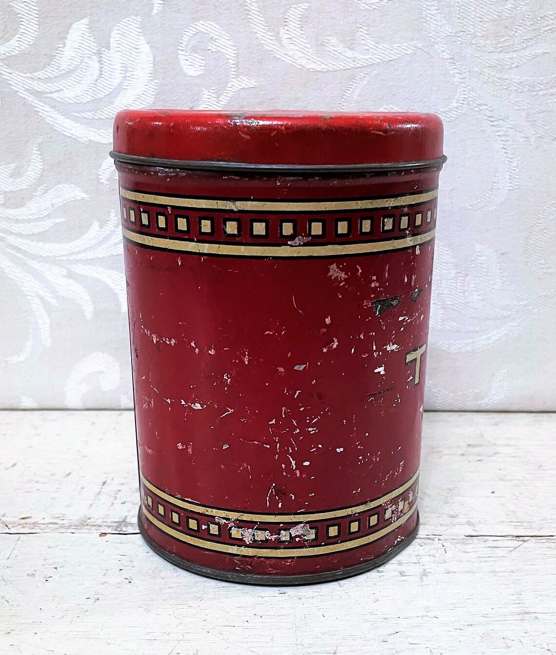 Small Art Deco Antique Tea Tin in Red Farmhouse Kitchen | Etsy
