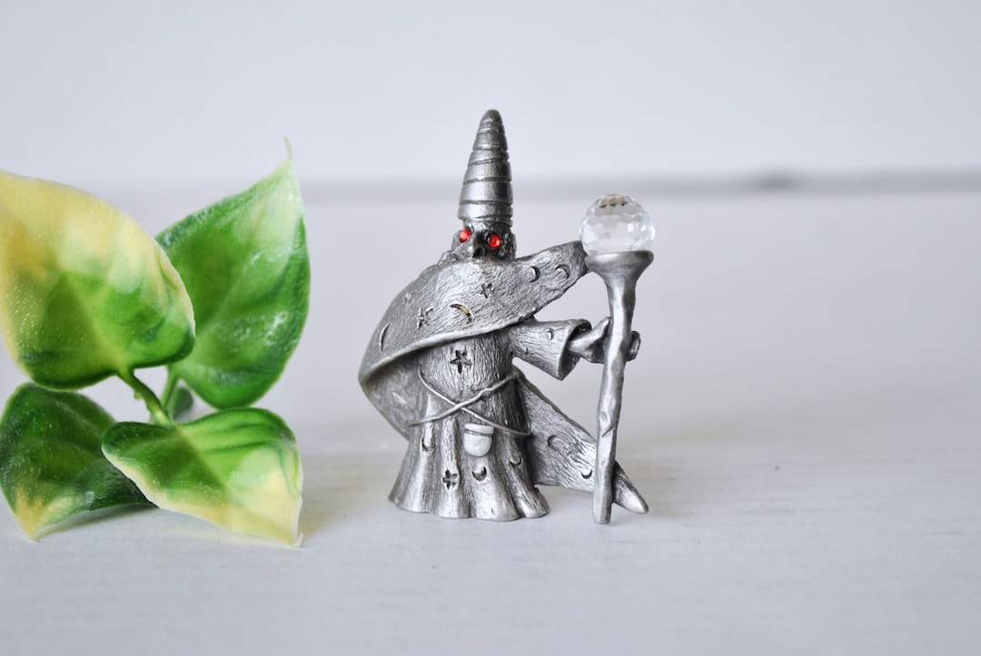 Vintage Spoontiques Pewter CMR954 Wizard With Staff, Red Crystal Eyes ...