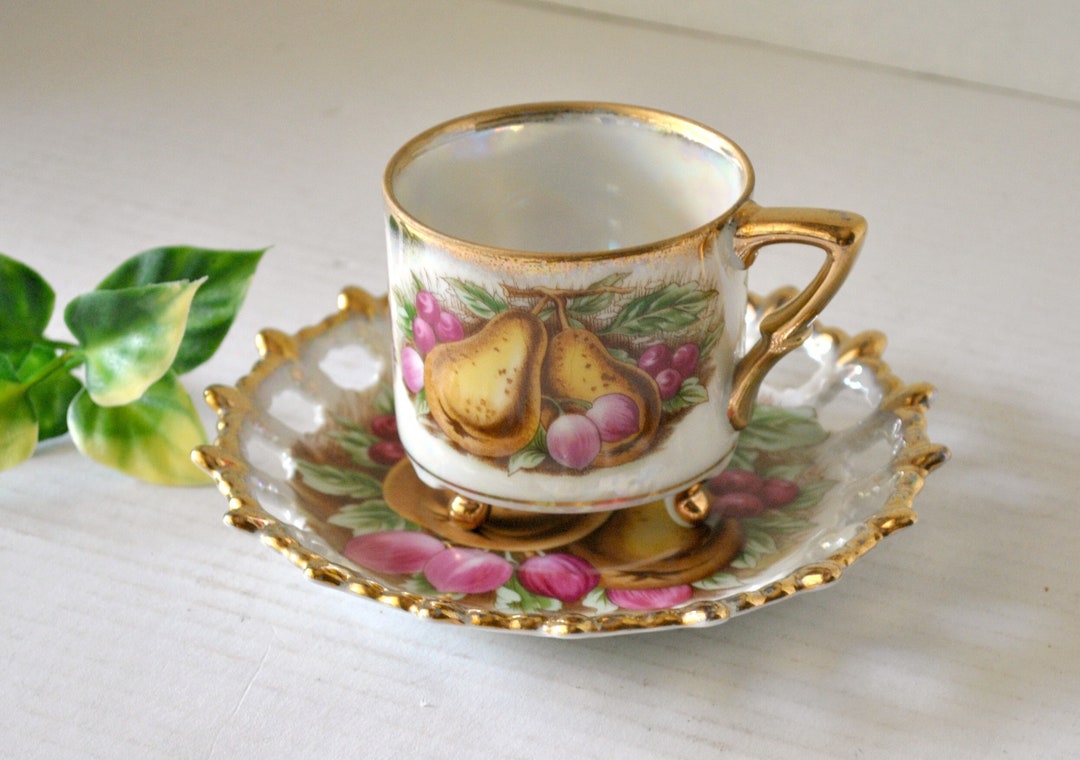 Vintage RARE Unique Tri Footed Tea Cup and Reticulated Saucer, Figs ...