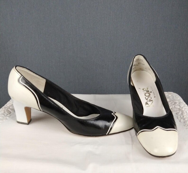 RISQUE' Spectator Pumps - Etsy