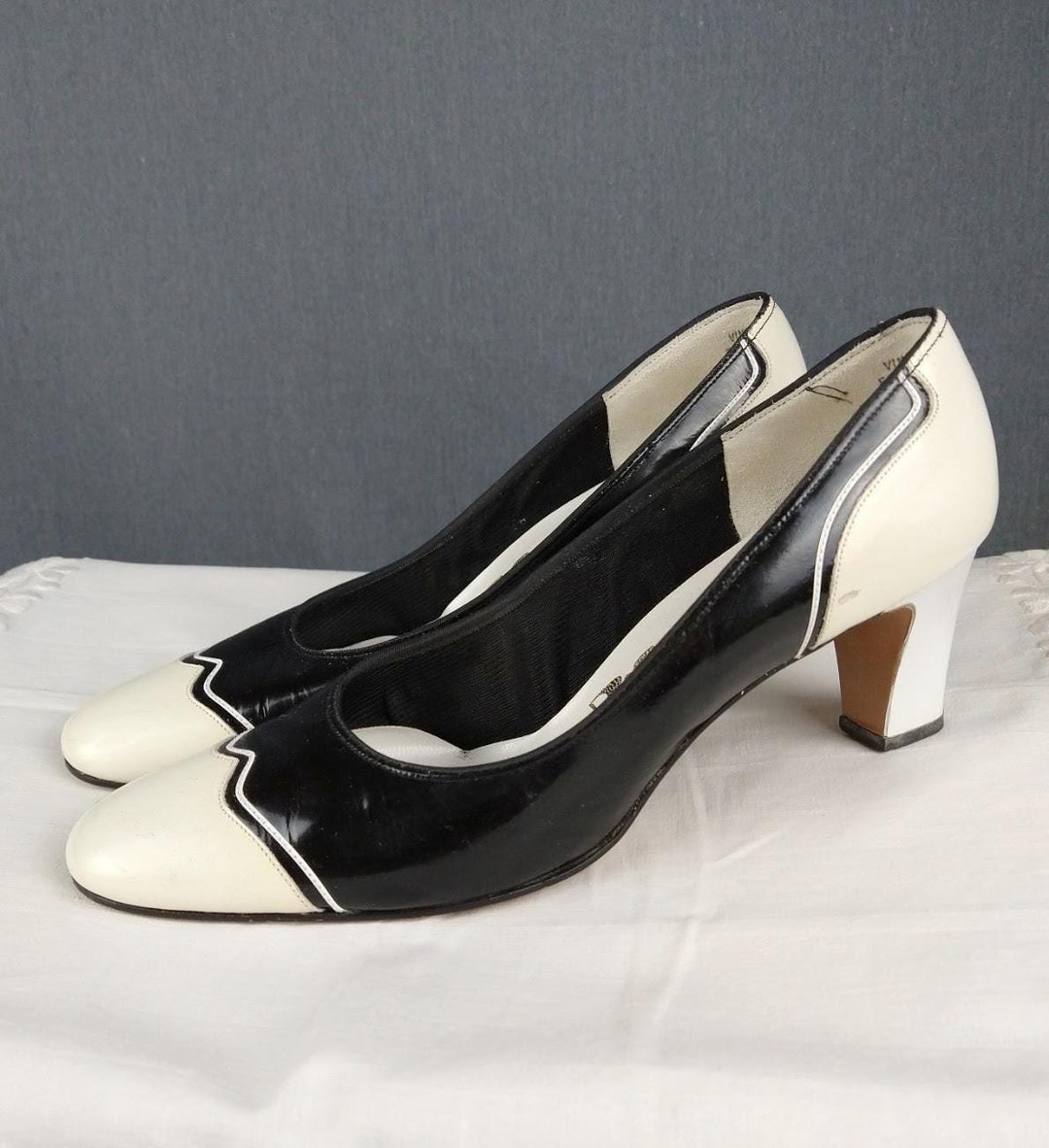 RISQUE' Spectator Pumps - Etsy