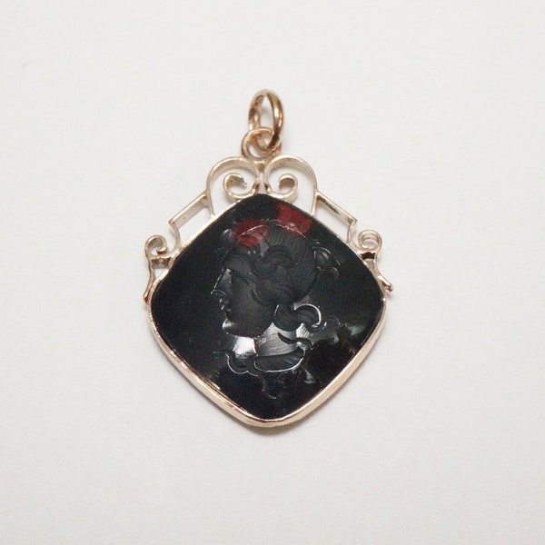 Intaglio Pendant - Etsy