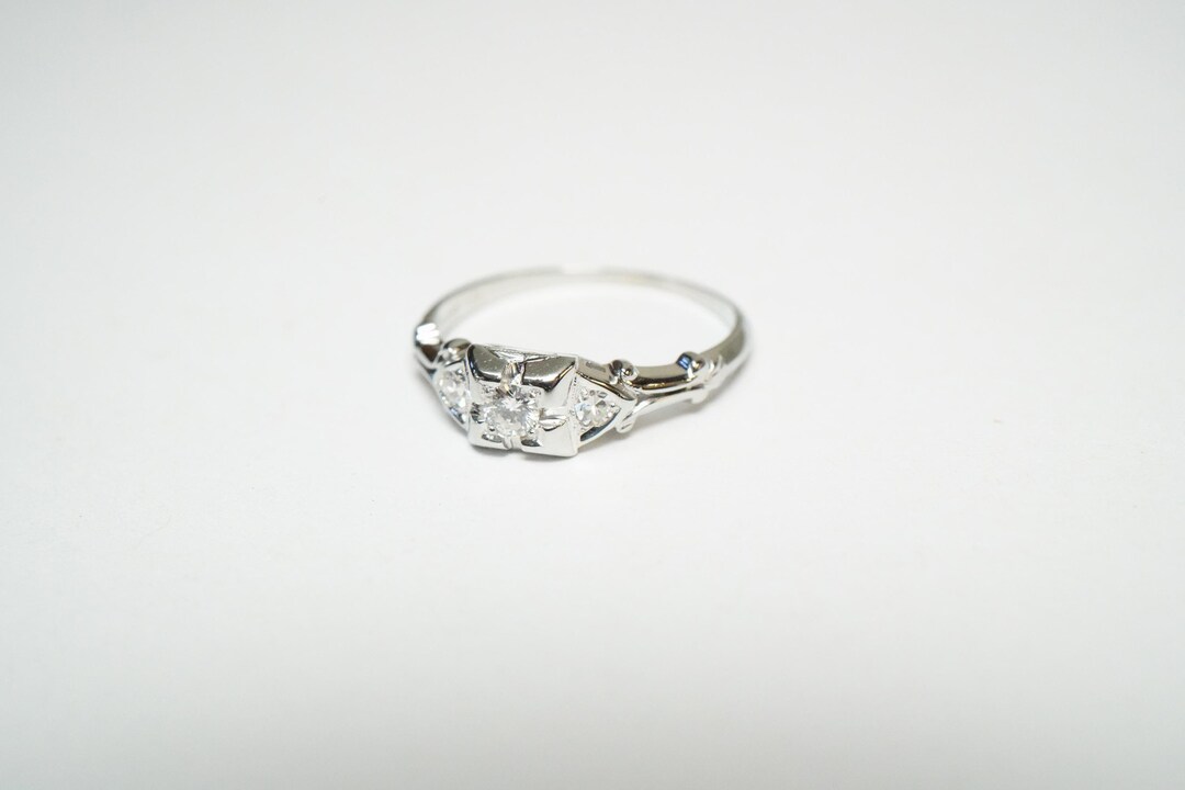 Antique, Granat Bros. 18k White Gold and Diamond Solitaire Ring .08 ...
