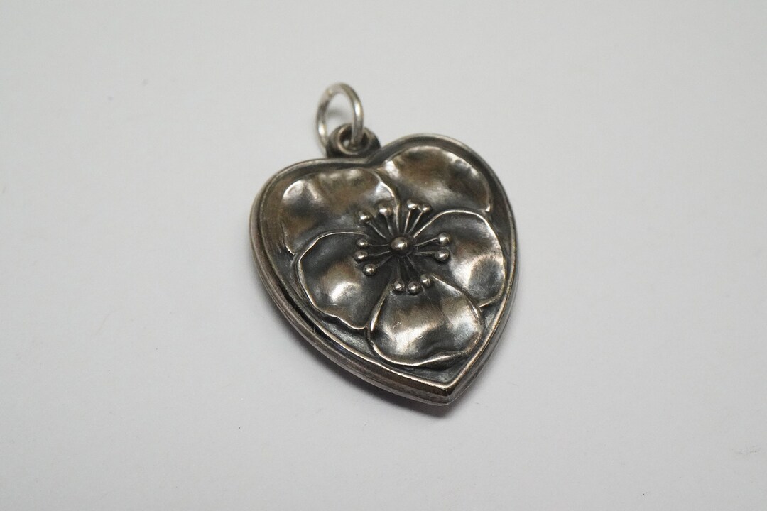 Antique Sterling Silver Puffed Heart Pendant Dogwood Blossom Motif - Etsy