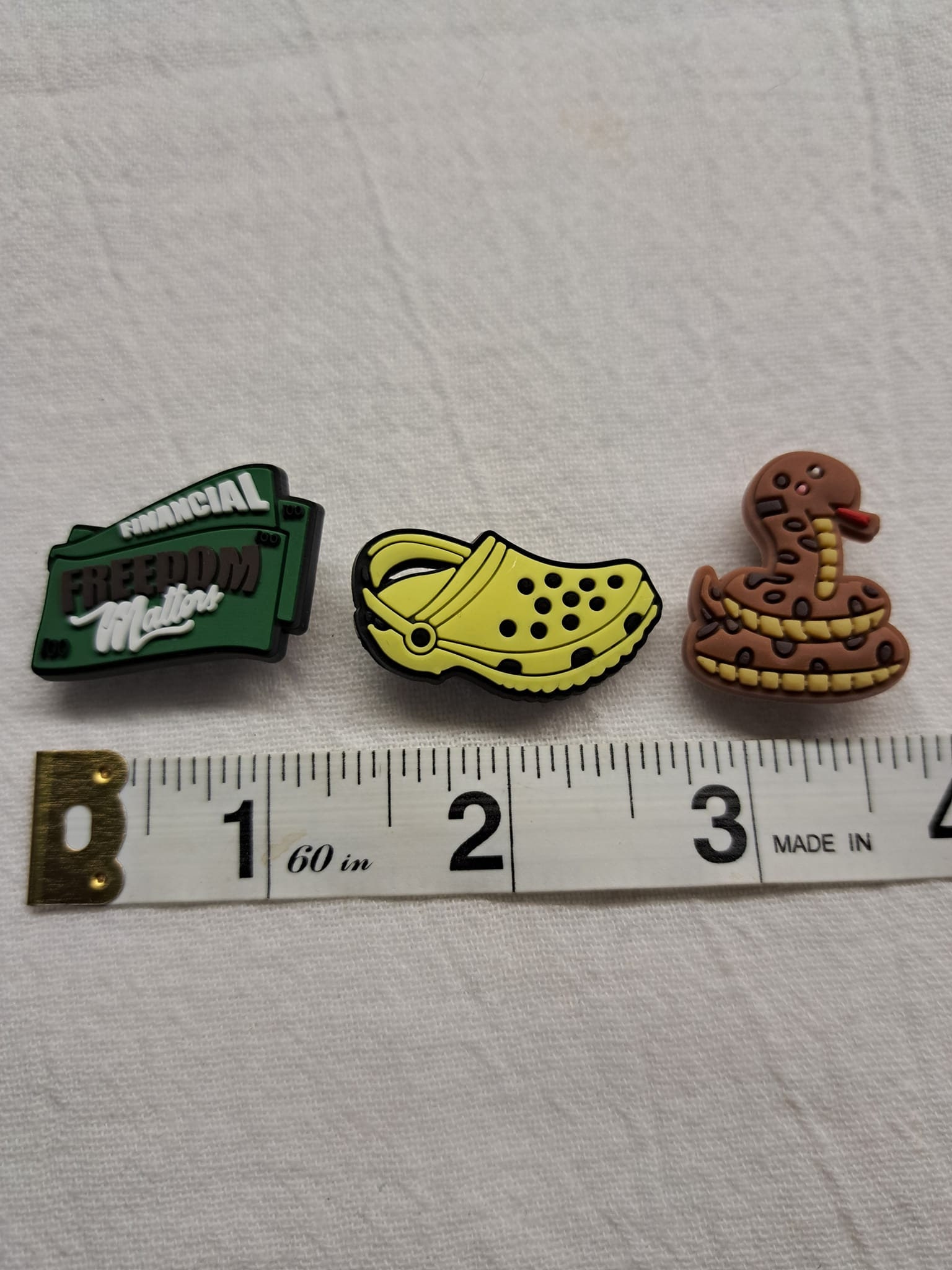 MISCELLANEOUS THEMED SHOE Charms Croc Pegs Clips Decorating Jewelry ...