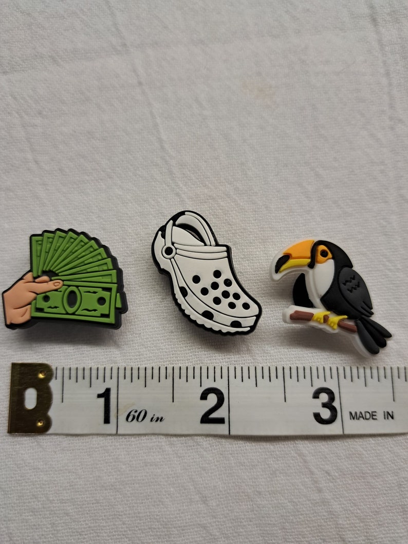 MISCELLANEOUS THEMED SHOE Charms Croc Pegs Clips Decorating Jewelry ...
