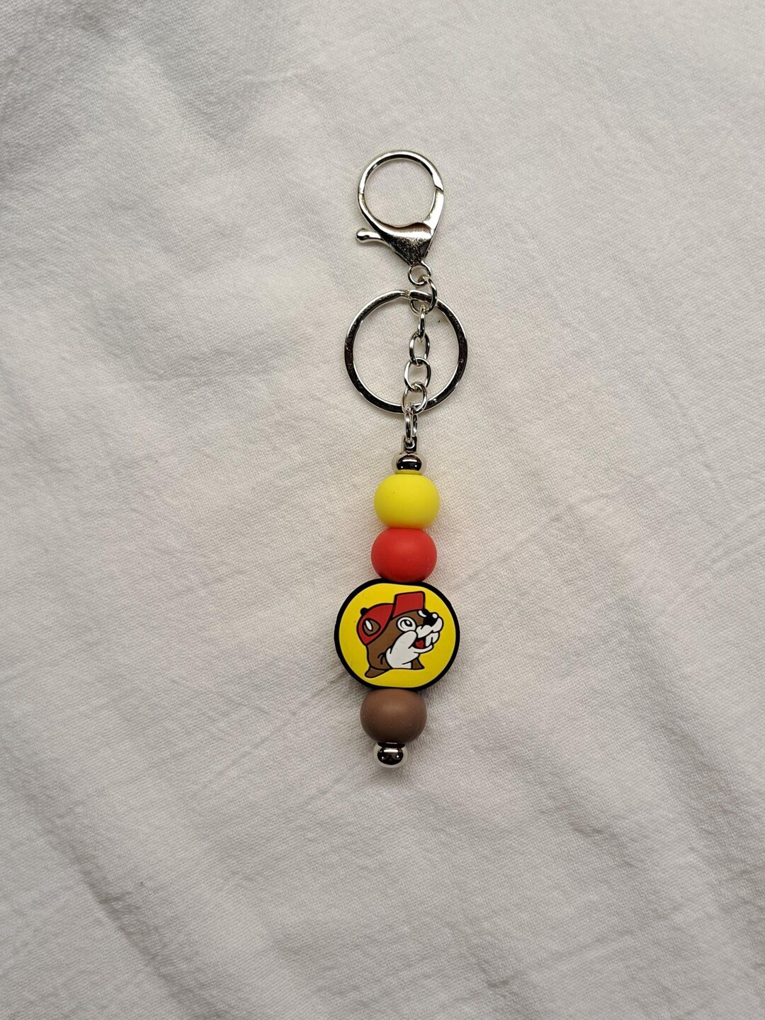 POPULAR BUC-EE'S Southern Gas Station Beaver Keychain Keyring Purse ...