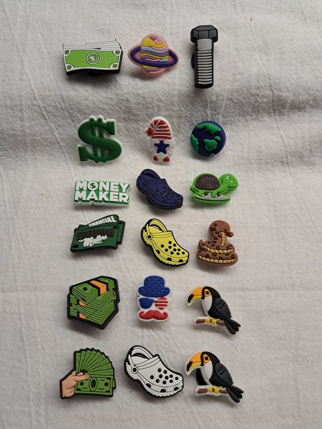 MISCELLANEOUS THEMED SHOE Charms Croc Pegs Clips Decorating Jewelry ...