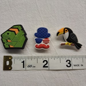 MISCELLANEOUS THEMED SHOE Charms Croc Pegs Clips Decorating Jewelry ...