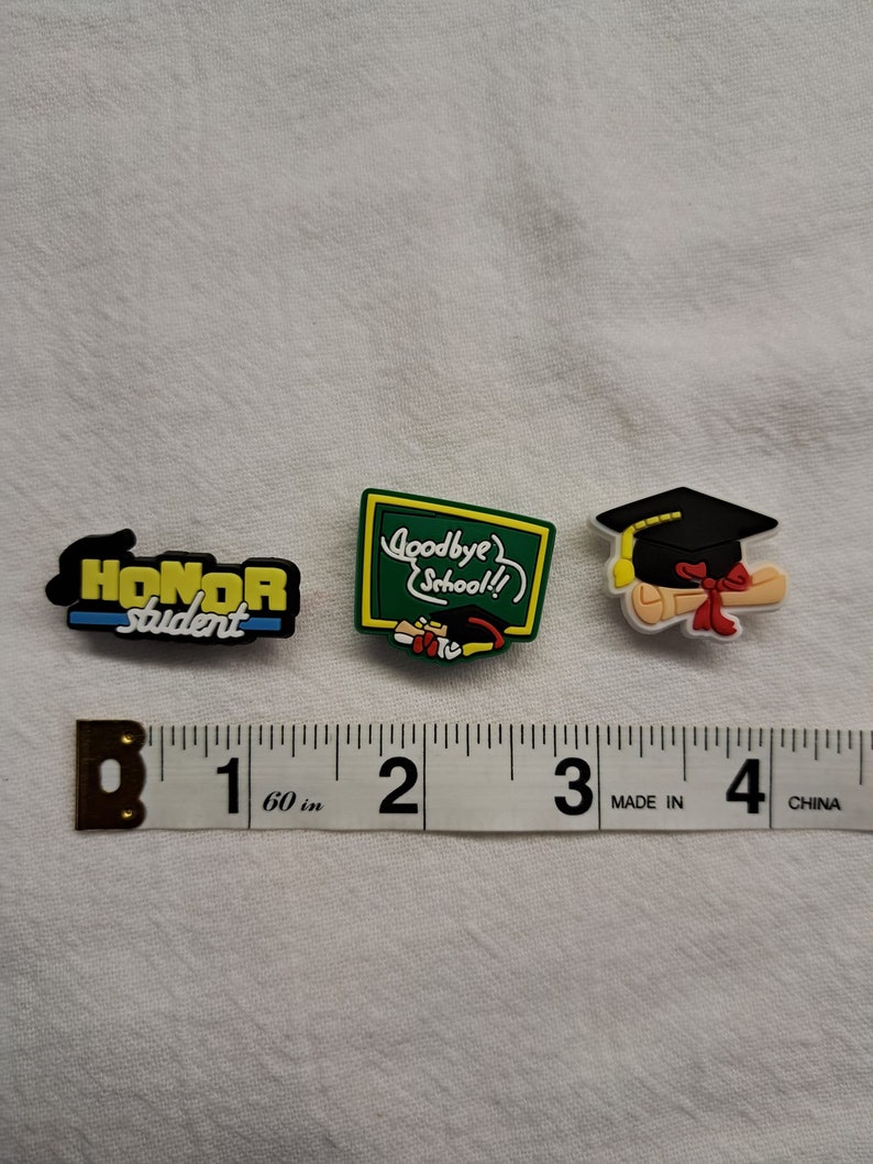 GRADUATION HONORS STUDENT Teachers Shoe Charms Supplies Backpack ...