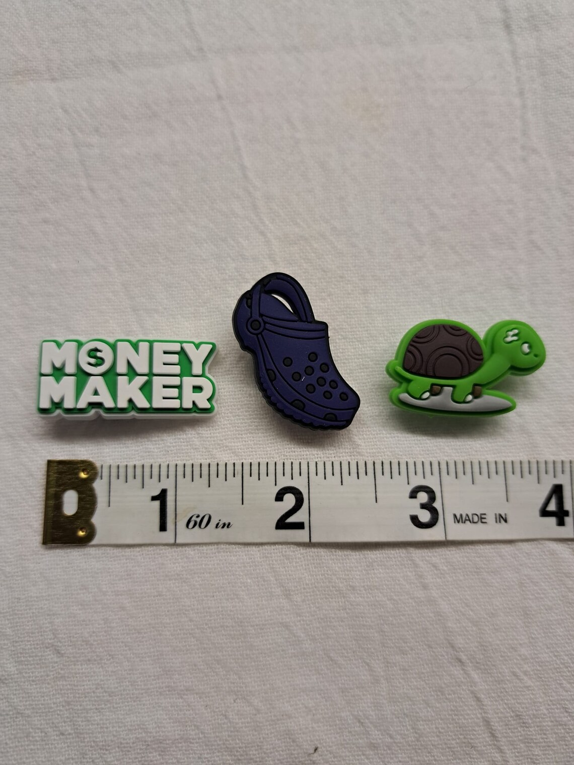 MISCELLANEOUS THEMED SHOE Charms Croc Pegs Clips Decorating Jewelry ...
