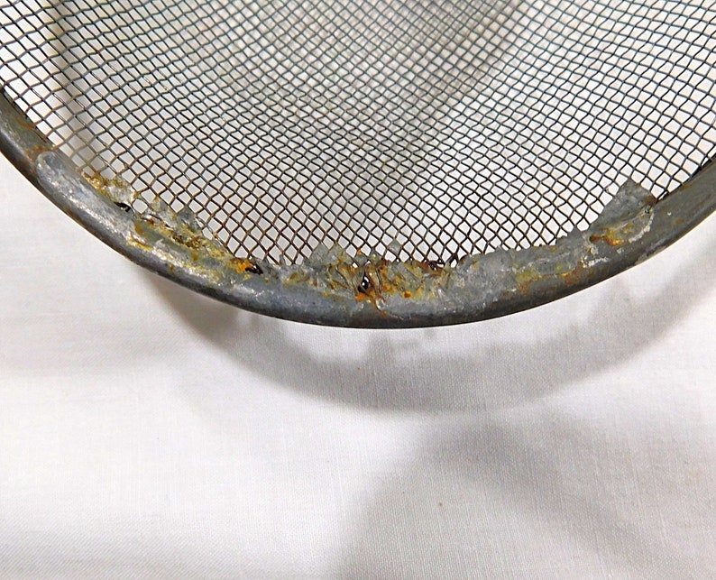 Two Vintage Wire Mesh Food Strainers - Colander Strainer Bowl With ...