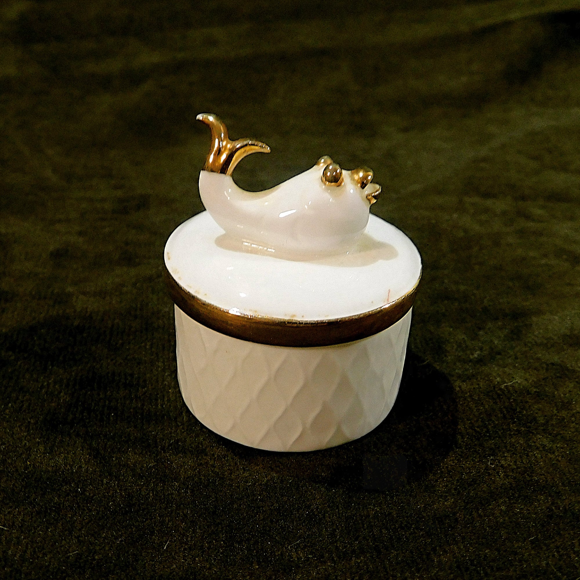 Vintage 1978 Enesco Maruri Masterpiece Bone China Ring Trinket Box Fish ...