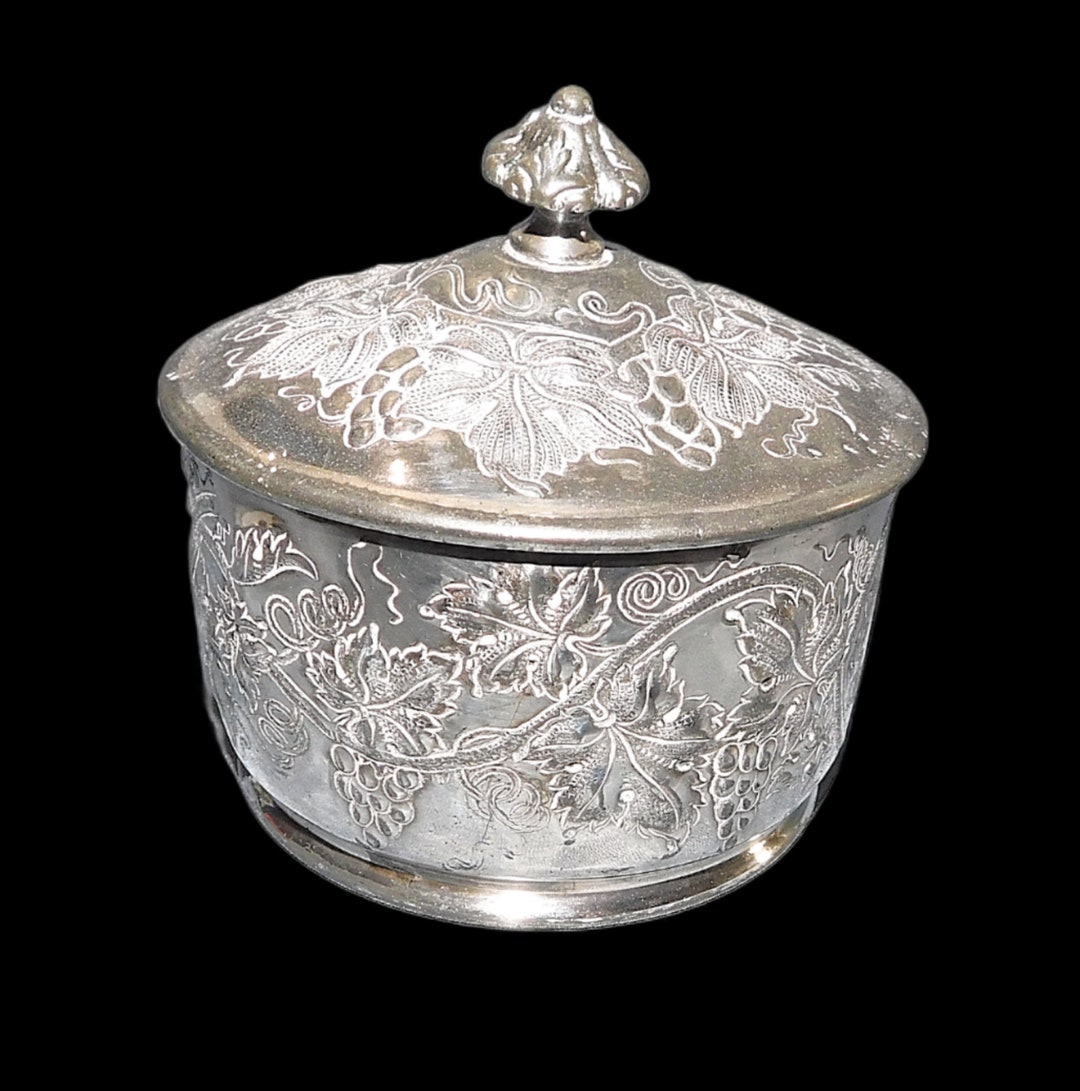 Antique Victorian Era Apollo Silver Company Quadruple Plate Repousse ...