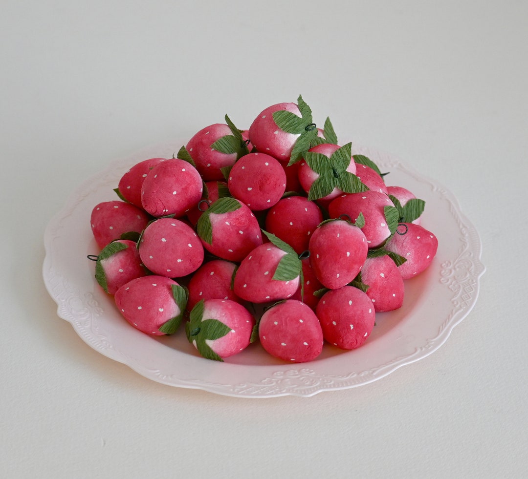 Spun Cotton Strawberries / Set of 4 - Etsy