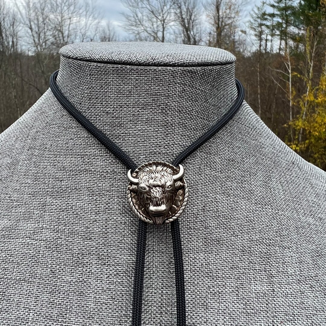 Buffalo Bison Head Classic Southwest Bolo Tie Necklace Black Rope ...