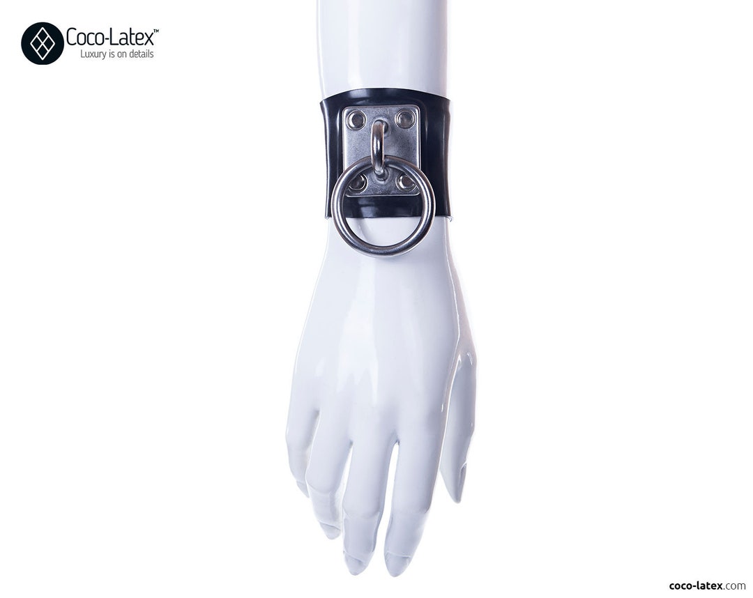 Morgana O Ring Cuffs pair - Etsy