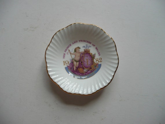 Fine Bone China by Elizabethan Porcelain Staffordshire to | Etsy