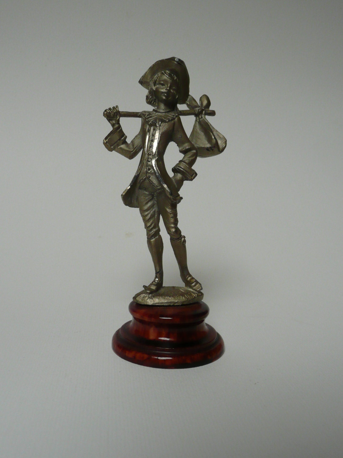 Vintage Peltro Cesellato a Mano Pewter Child Boxer Sculpture ...