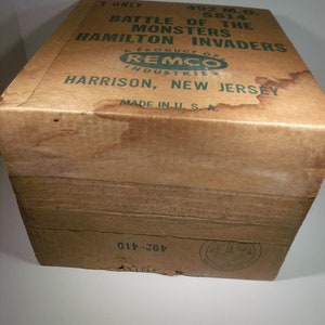 1970's Remco/hamilton Invaders-"battle of the Monsters"-original ...
