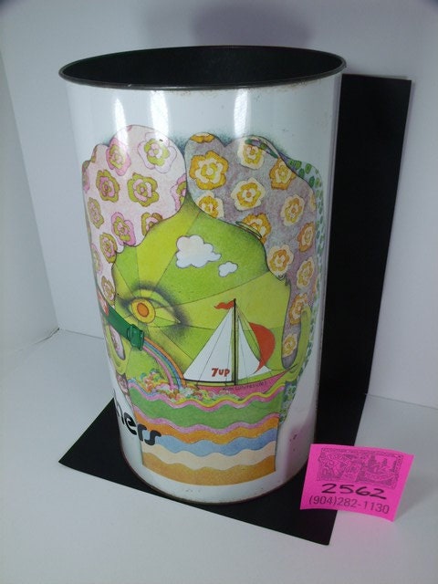 1970's Very Rare 7UP/ Peter Max Style Psychedelic Trash Can 1970's Very Rare 7UP/ Peter Max Style Psychedelic Trash Can