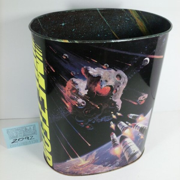 Vintage Trash Can - Etsy