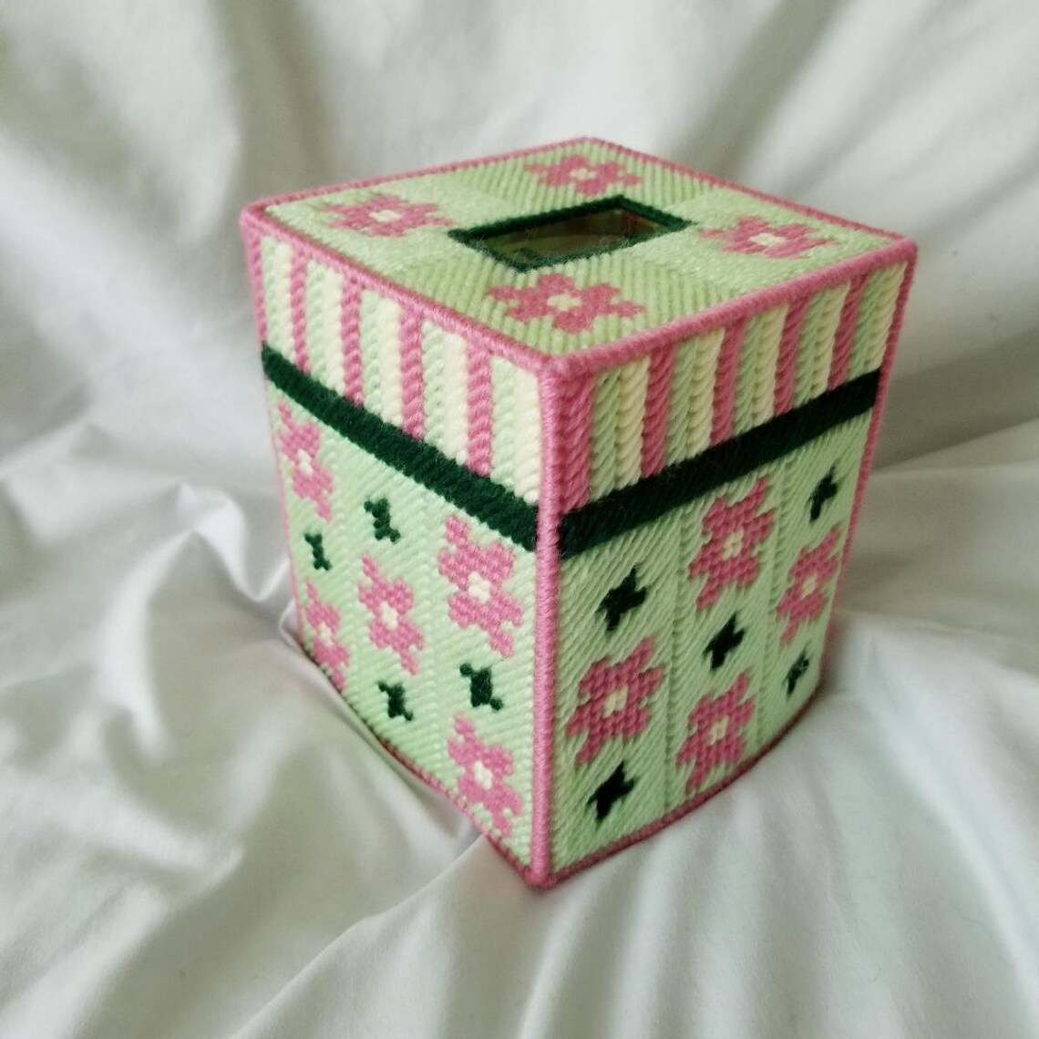 Flower Garden Tissue Box Cover - Etsy