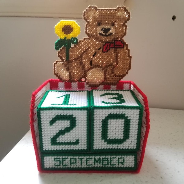 Plastic Canvas Perpetual Calendar - Etsy