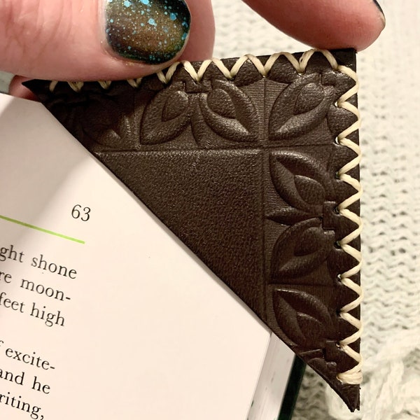 Leather Corner Bookmark Svg - Etsy