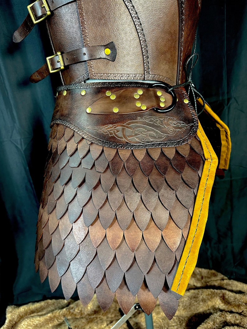 Dragon Queen Women's Leather Armor SHIPS IMMEDIATLY! - Etsy