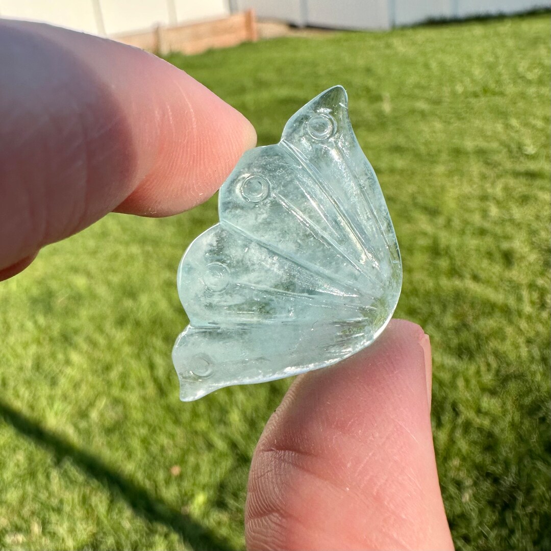 Small Aquamarine Wing Carving - Etsy