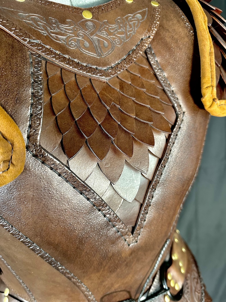Dragon Queen Women's Leather Armor SHIPS IMMEDIATLY! - Etsy