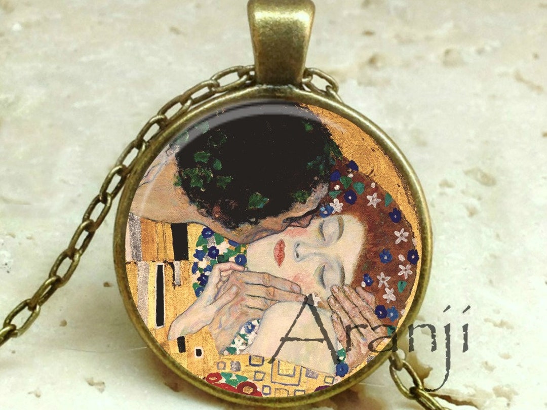 Klimt the Kiss Art Pendant, Klimt Necklace, Klimt Pendant, the Kiss ...