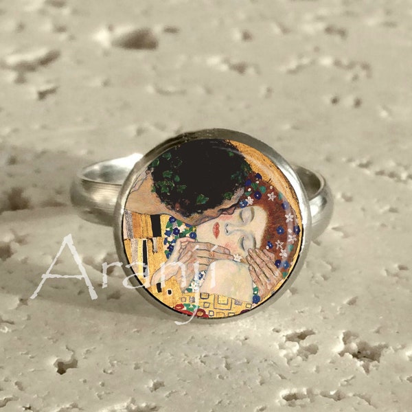Kiss Ring - Etsy