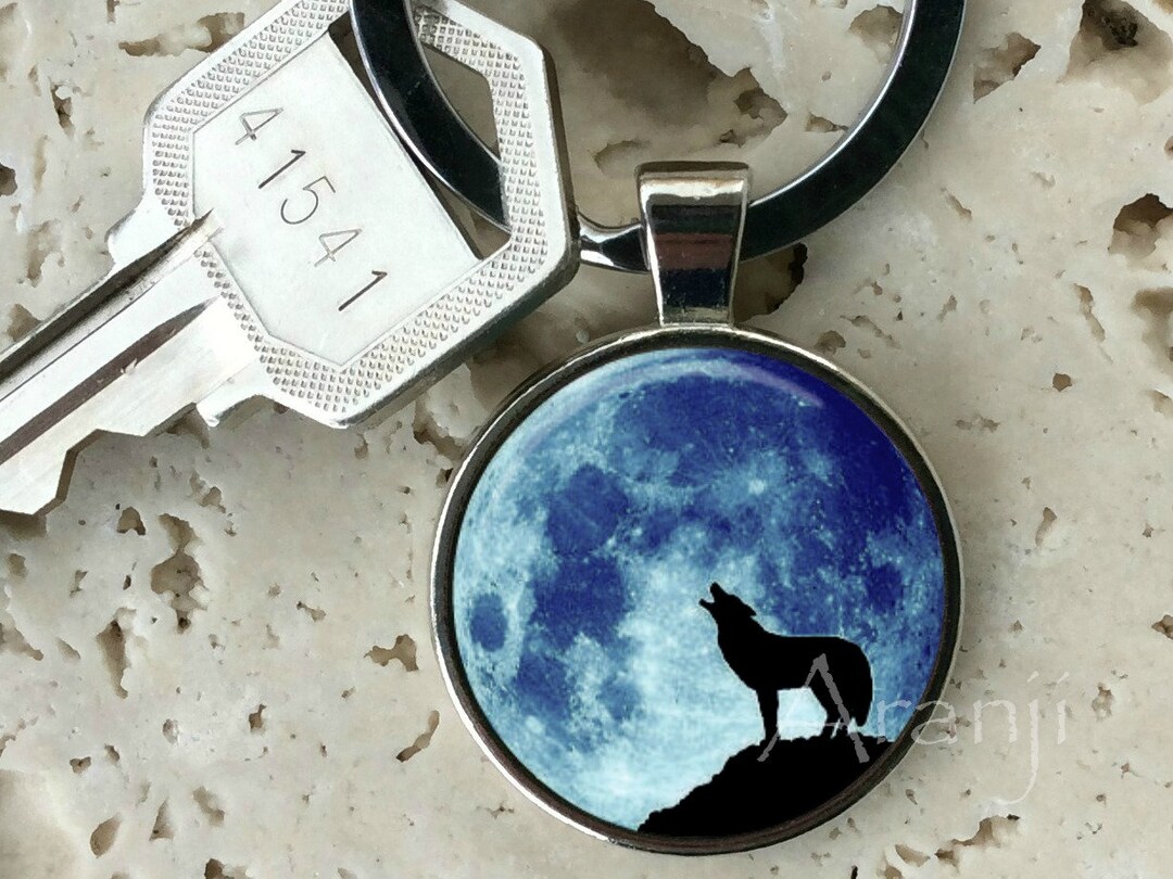 Howling Wolf Full Moon Keychain, Key Chain, Key Ring, Key Fob, Wolf ...
